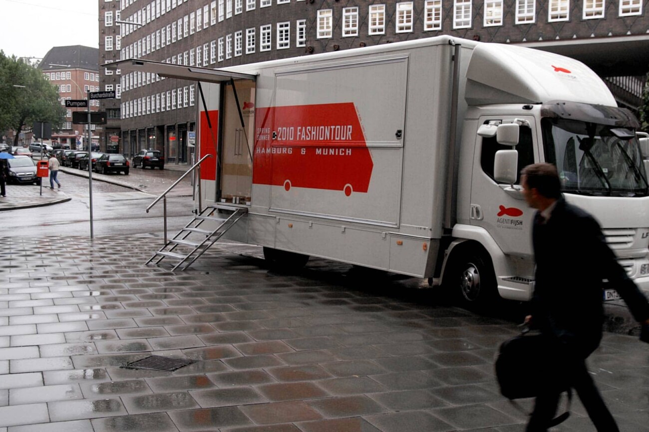 Mobile showroom on a grand journey | JUMBOmobile - Roadshow Infomobile ...