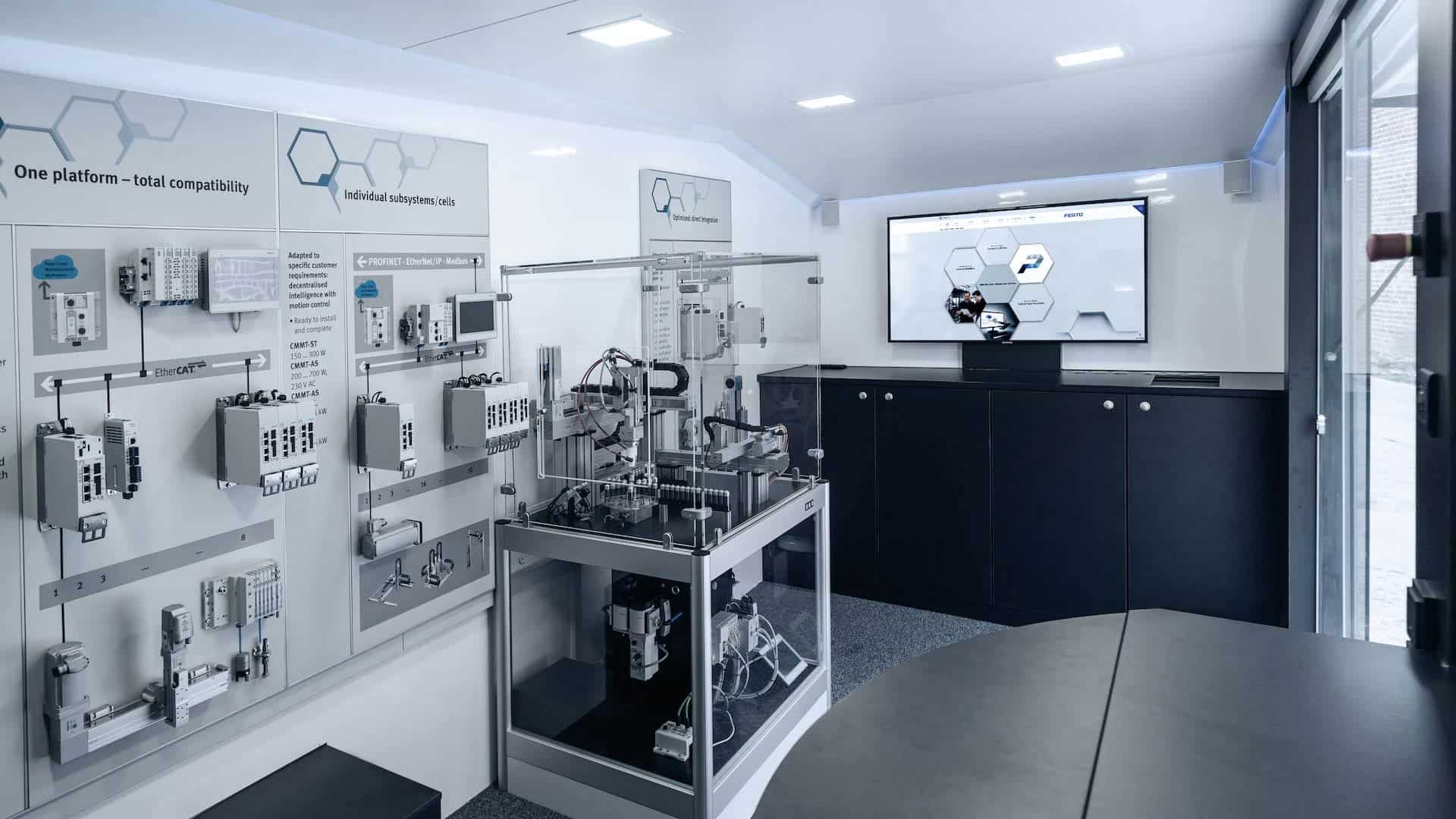 FESTO - B2B Messe - auf Rädern zum Kunden